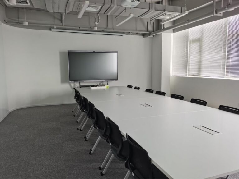 Company | Rebo Lighting & Electronics